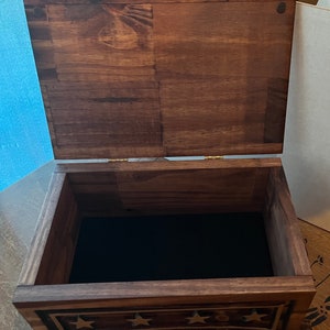 Red Mahogany Stained Pine Box: Eagle Relief, Gold Details - Etsy