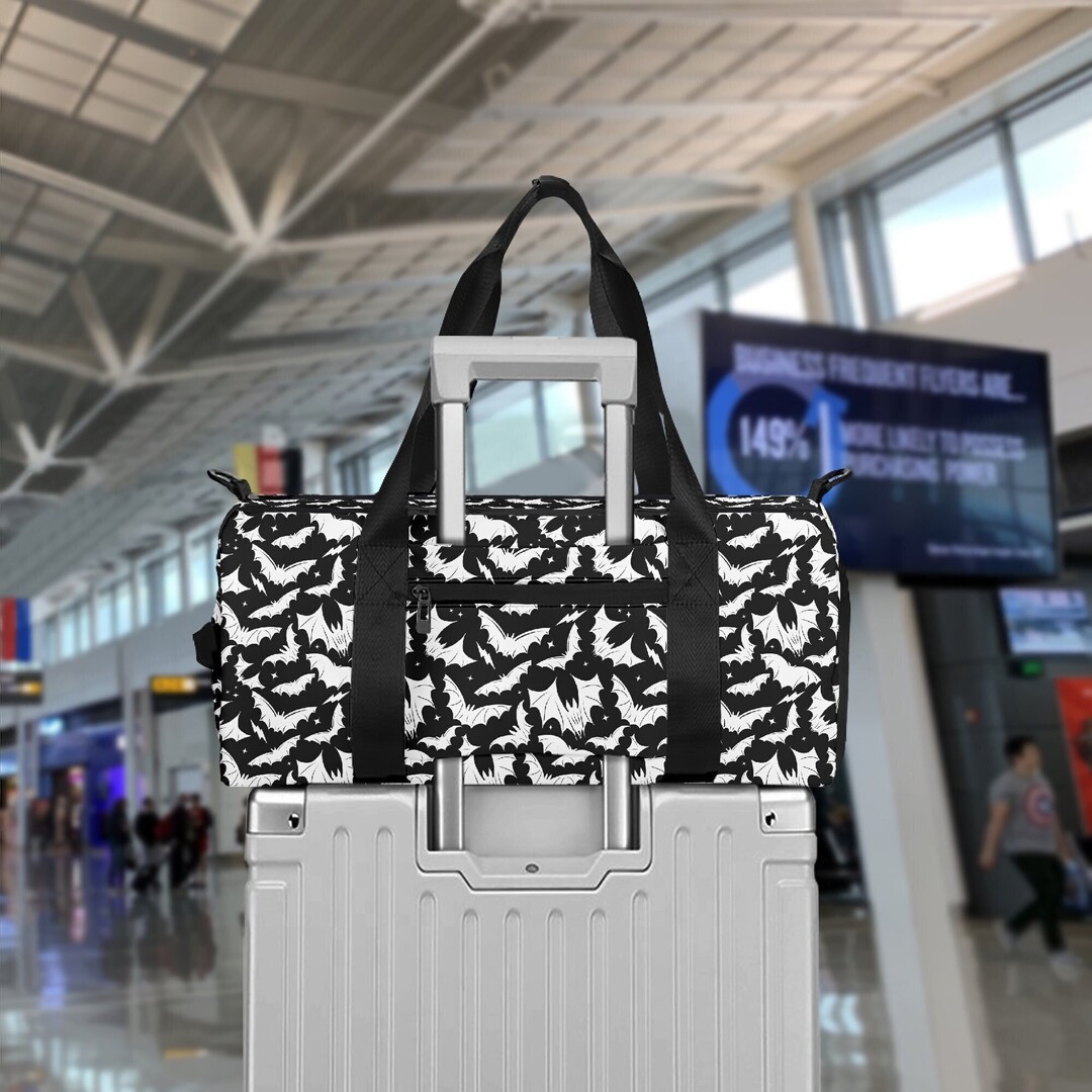 Bats Travel Duffel Bag, Spooky Overnight Bag, Halloween Travel Bag ...