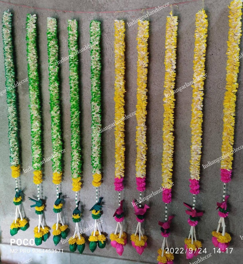 5 Feet Length Lotus Solawood Flower Strings of Indian Flower Garland ...