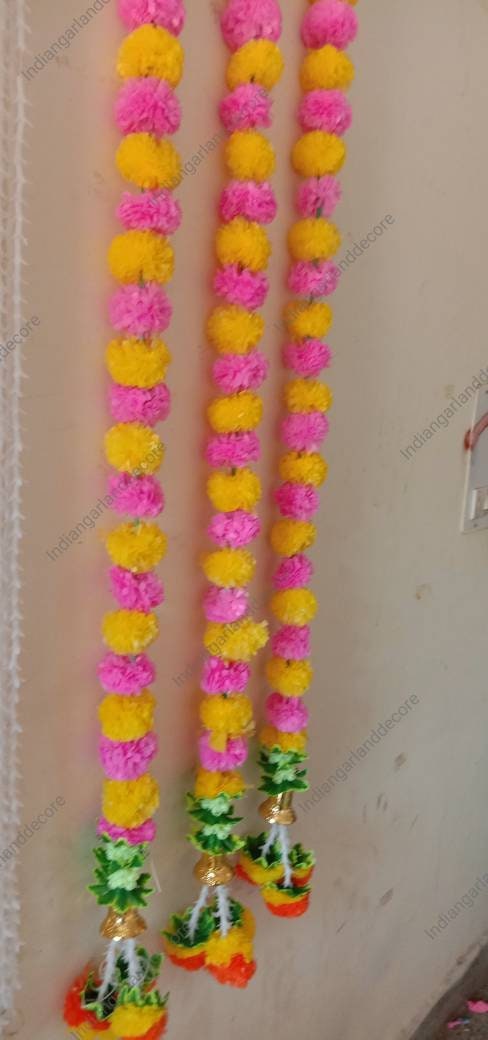 5 Strings of Artificial Pink Yellow Marigold Flower String With Bells ...