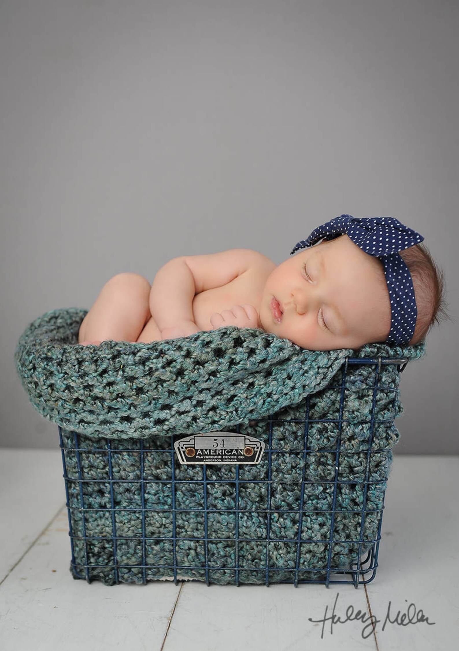 Newborn Digital Backdrop/background Vintage Metal Basket With Headband ...