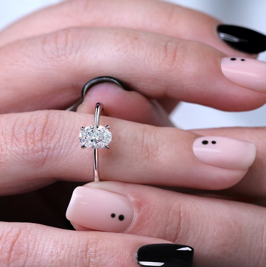 Oval Diamond Engagement Ring, 1 Carat Oval Diamond Ring, Tapered ...