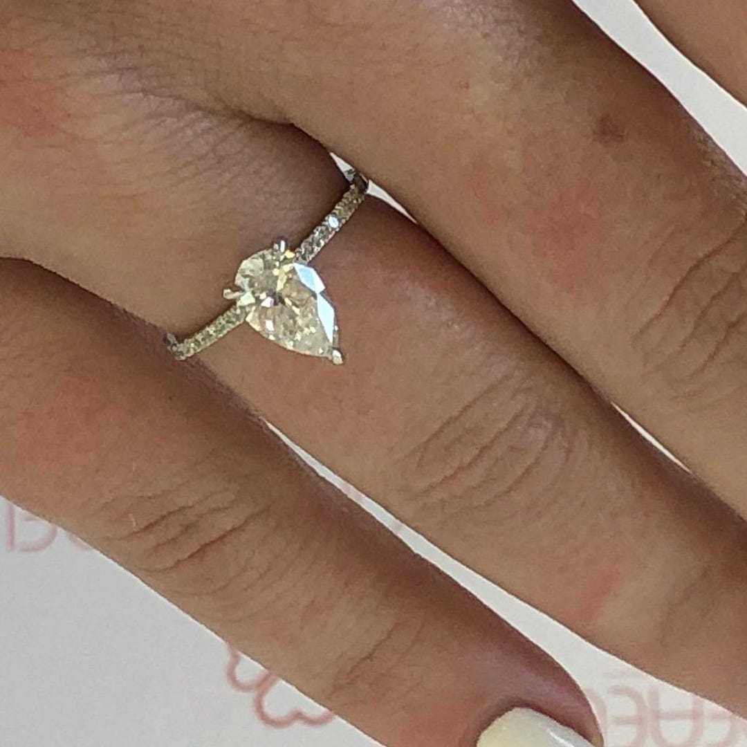 Pear Cut Diamond Engagement Ring, Solitaire Diamond Ring, Teardrop ...