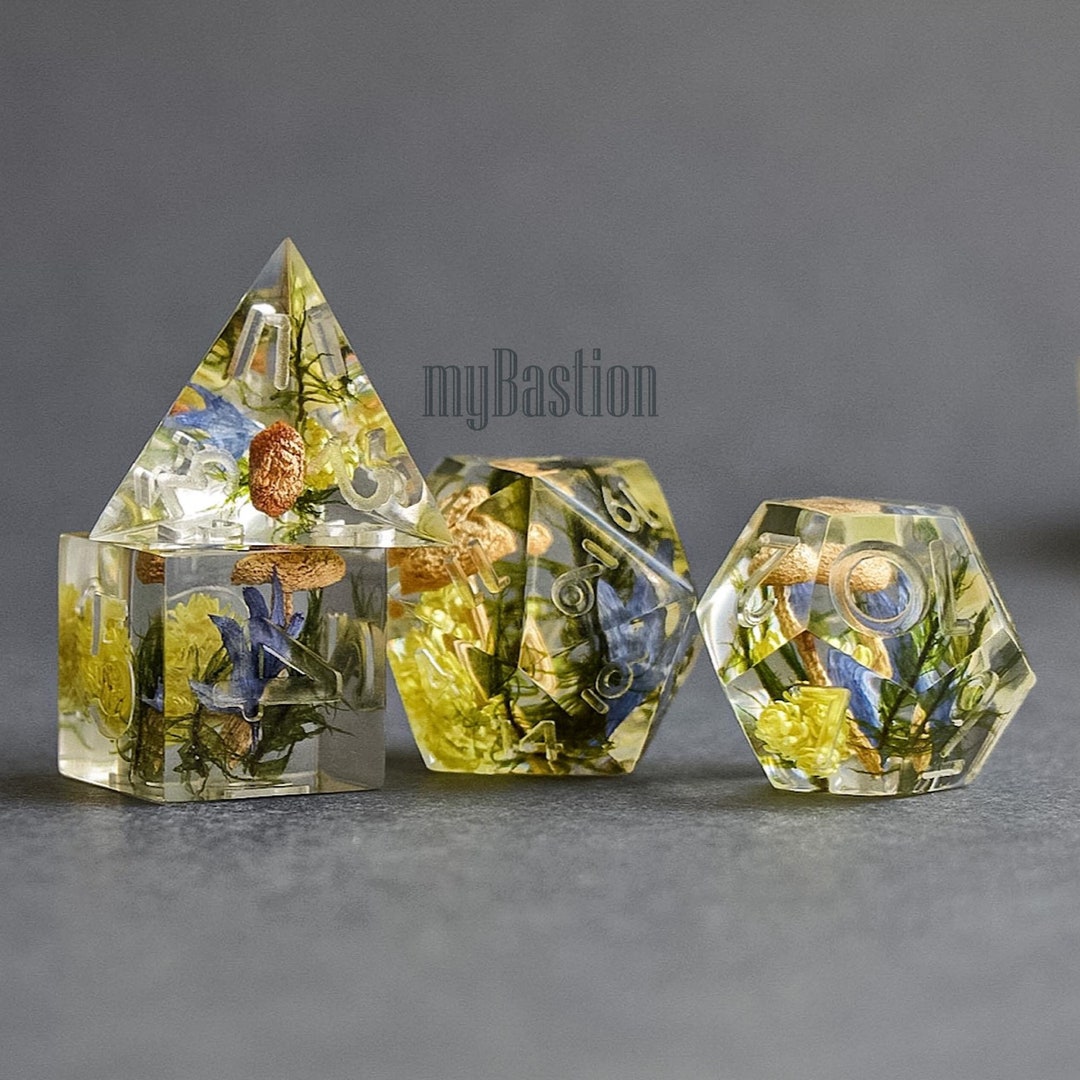 Handmade Mushroom Dice Set: Polyhedral Resin Dice for D&D, RPG - Etsy