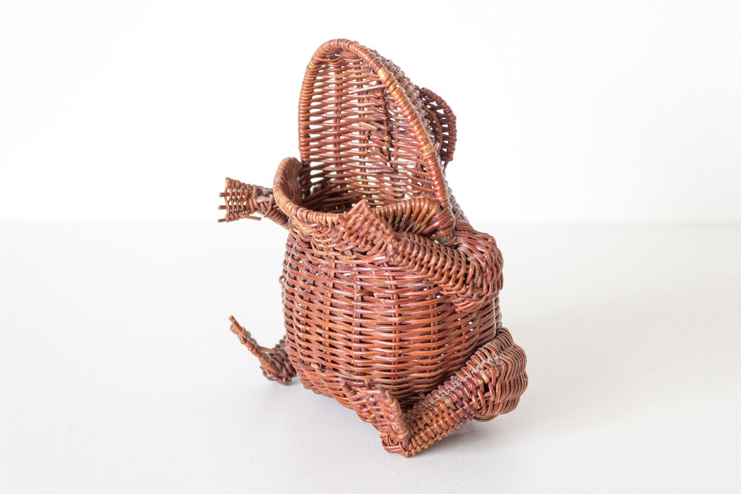 Small Vintage 1970s Rattan / Wicker Frog by Olivier Cajan - Etsy
