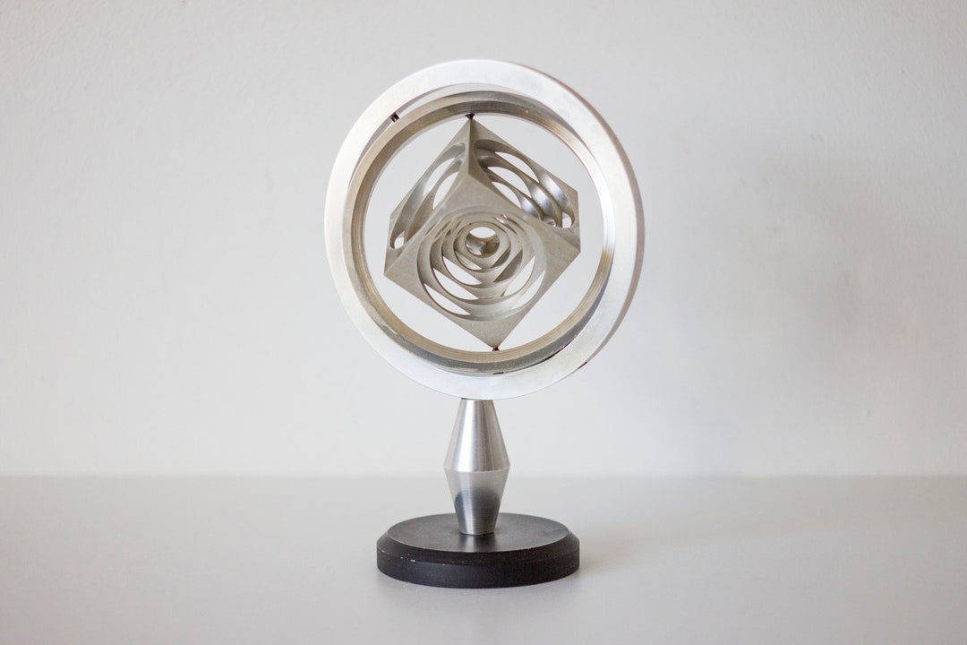 Vintage 1970s Space Age Kinetic Desk Sculpture - Spinning Geometric ...