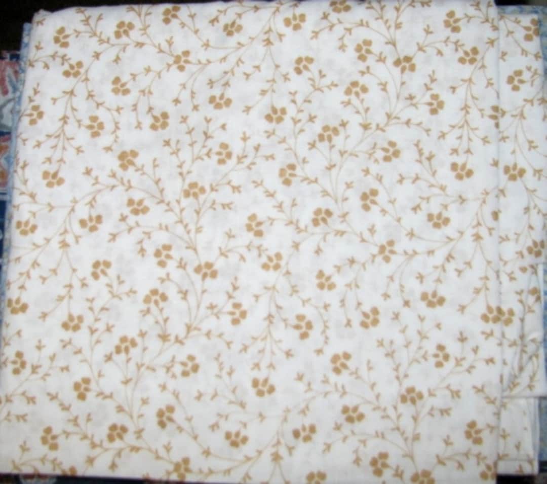 TAN FLORAL on CREAM Cotton Quilting Fabric 45" Wide X 1 3/4 Yards - Etsy