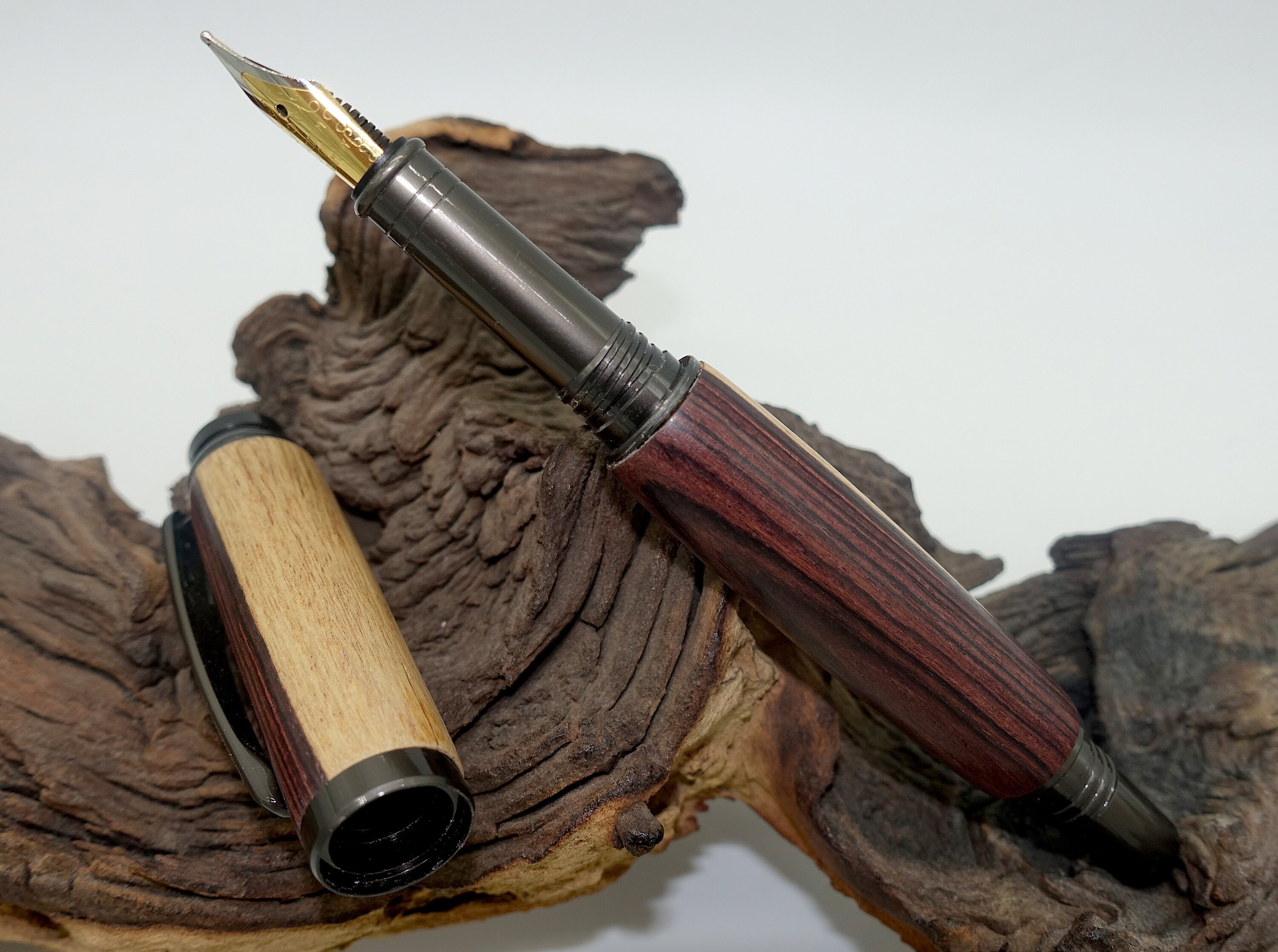 Executive Fountain pen handmade from Mexican Kingwood | Etsy