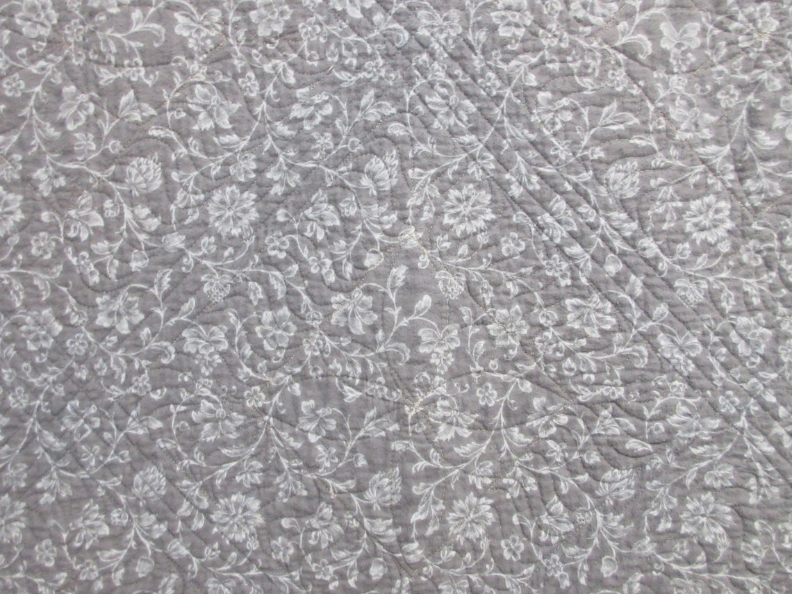 Handmade, Modern, GE Hope Quilt Throw - Etsy