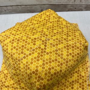 Bowl Cozy, Buddy, Bees, Honey Combs, Potholder - Etsy