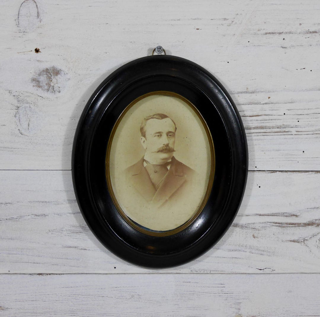 Old Oval Frame NAPOLEON III Black Portrait Baron Paris 1870 History of ...