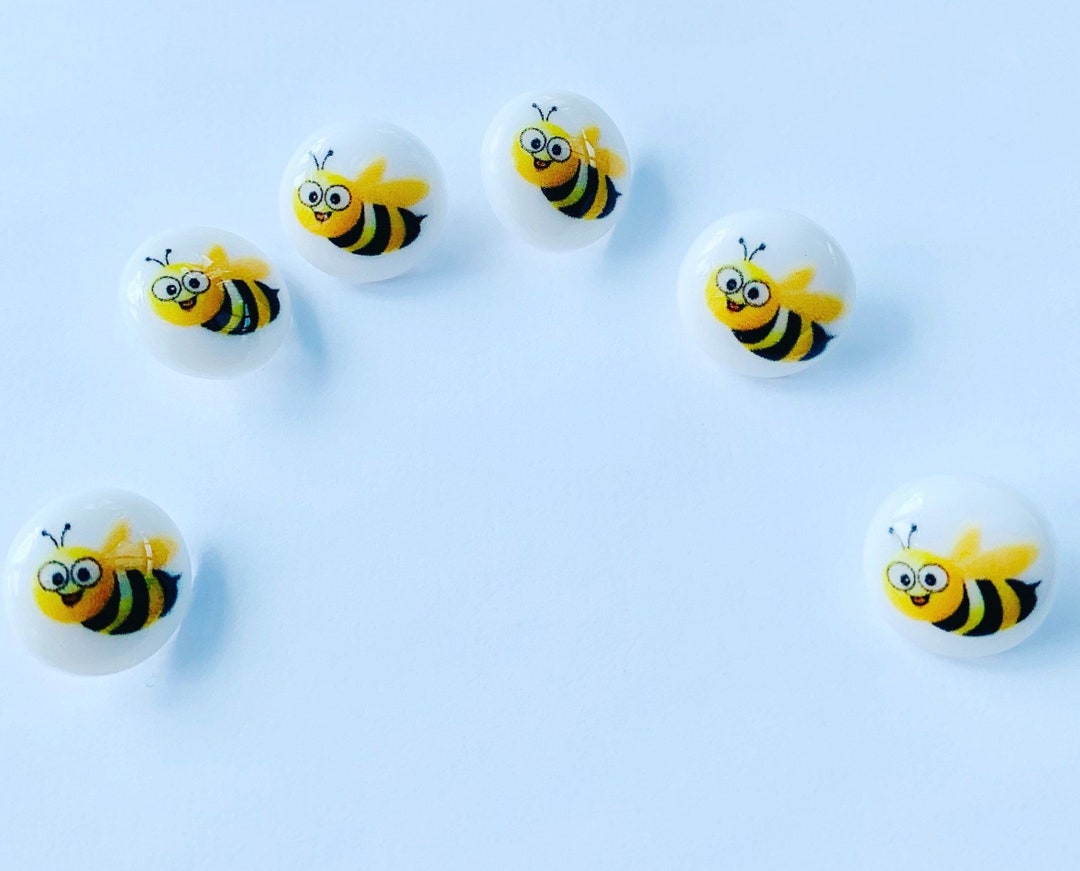 Plastic Shank Buttons, 6 Little Bee Buttons, Sewing, Crochet, Knitting ...