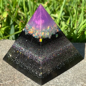 Purple Glitter Resin Pyramid - Etsy