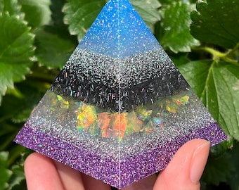 Purple Glitter Resin Pyramid - Etsy