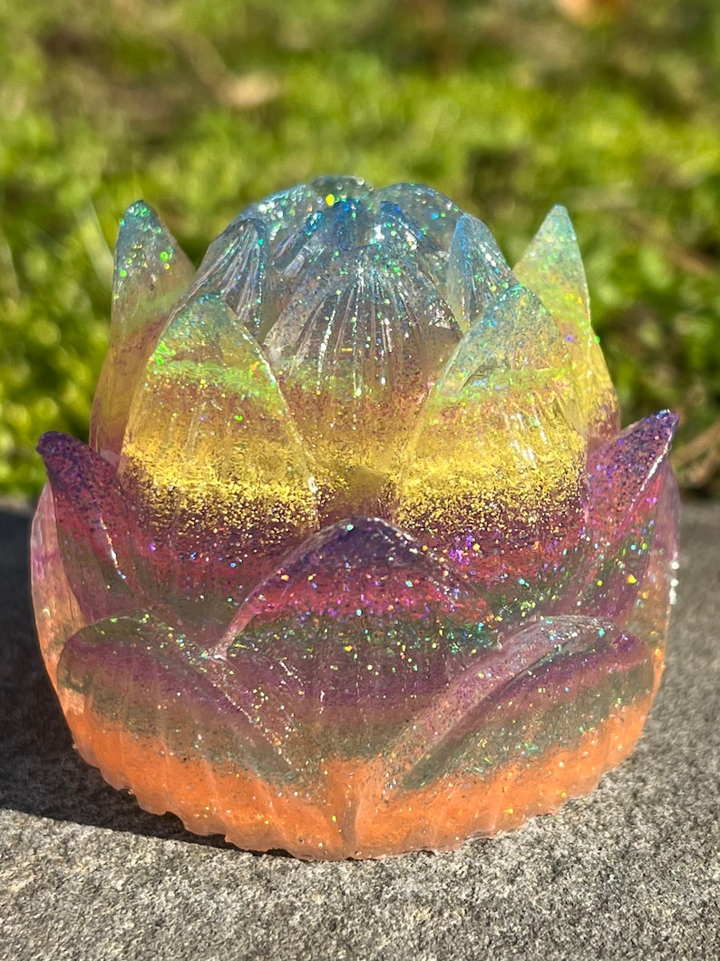 Resin Lotus Flower Paperweight - Etsy