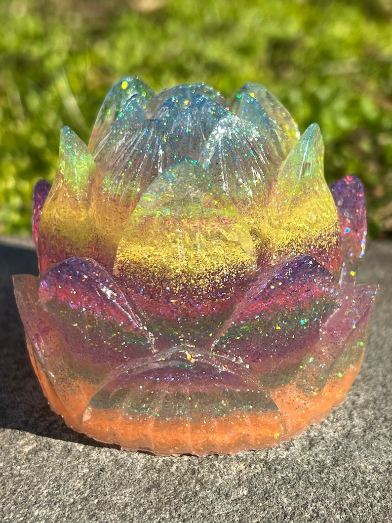 Resin Lotus Flower Paperweight - Etsy