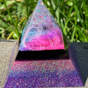 Ink Drop Galaxy Resin Pyramid - Etsy