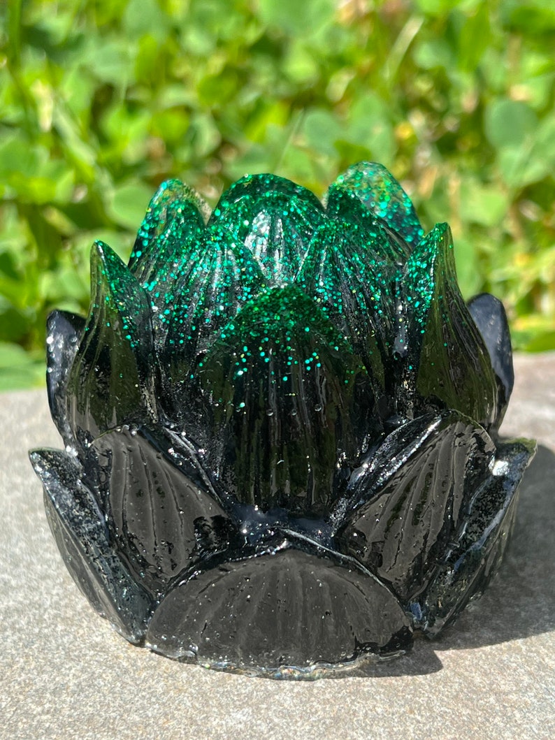 Resin Lotus Flower Paperweight - Etsy