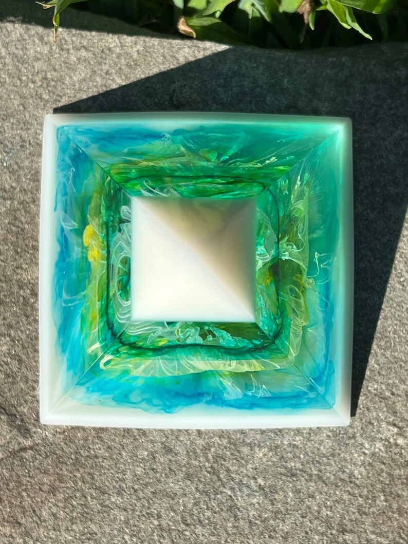 Ink Drop Resin Pyramid - Etsy