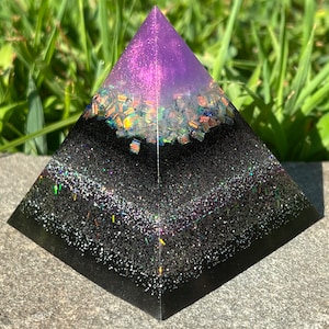Purple Glitter Resin Pyramid - Etsy