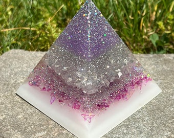 Purple Glitter Resin Pyramid | Etsy