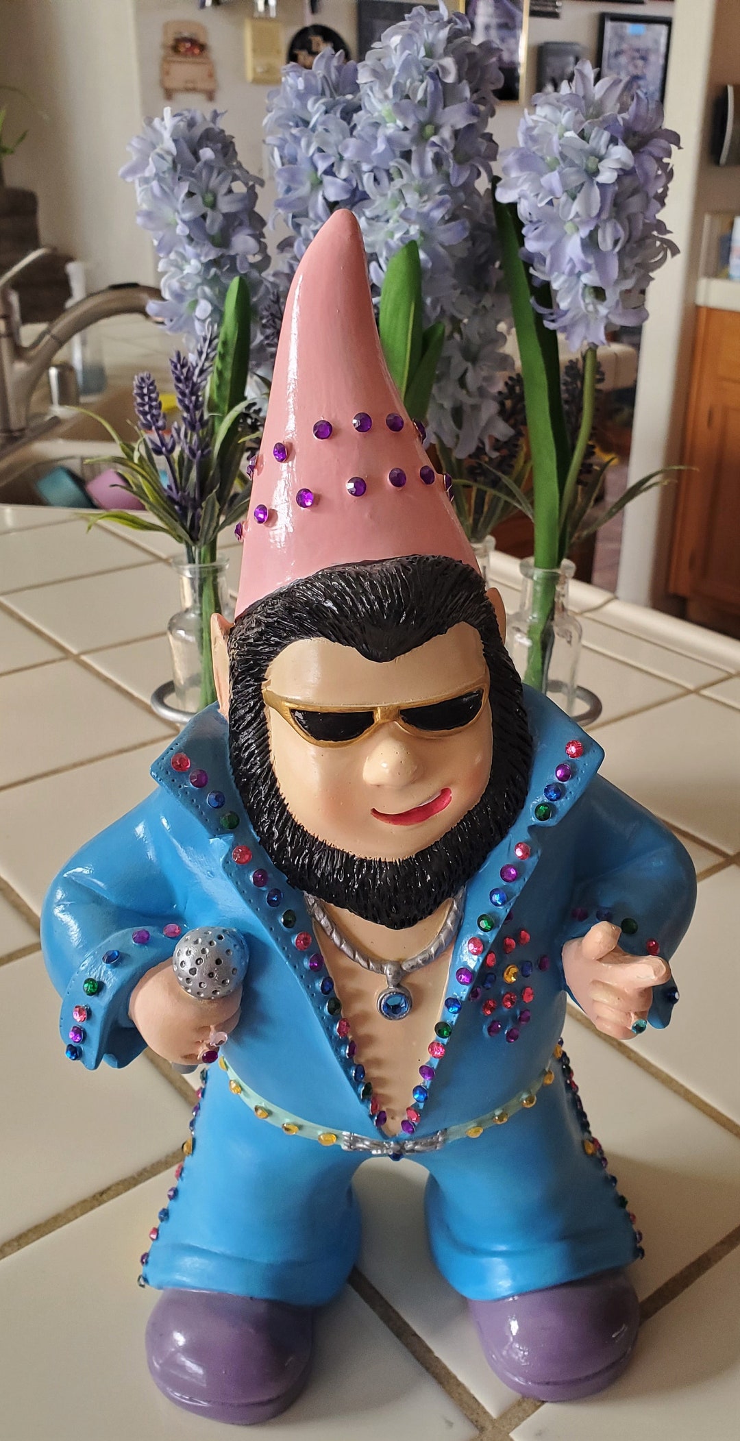 Hand Painted EASTER Elvis Garden Gnome With Glasses, Necklace, 3 Rings ...
