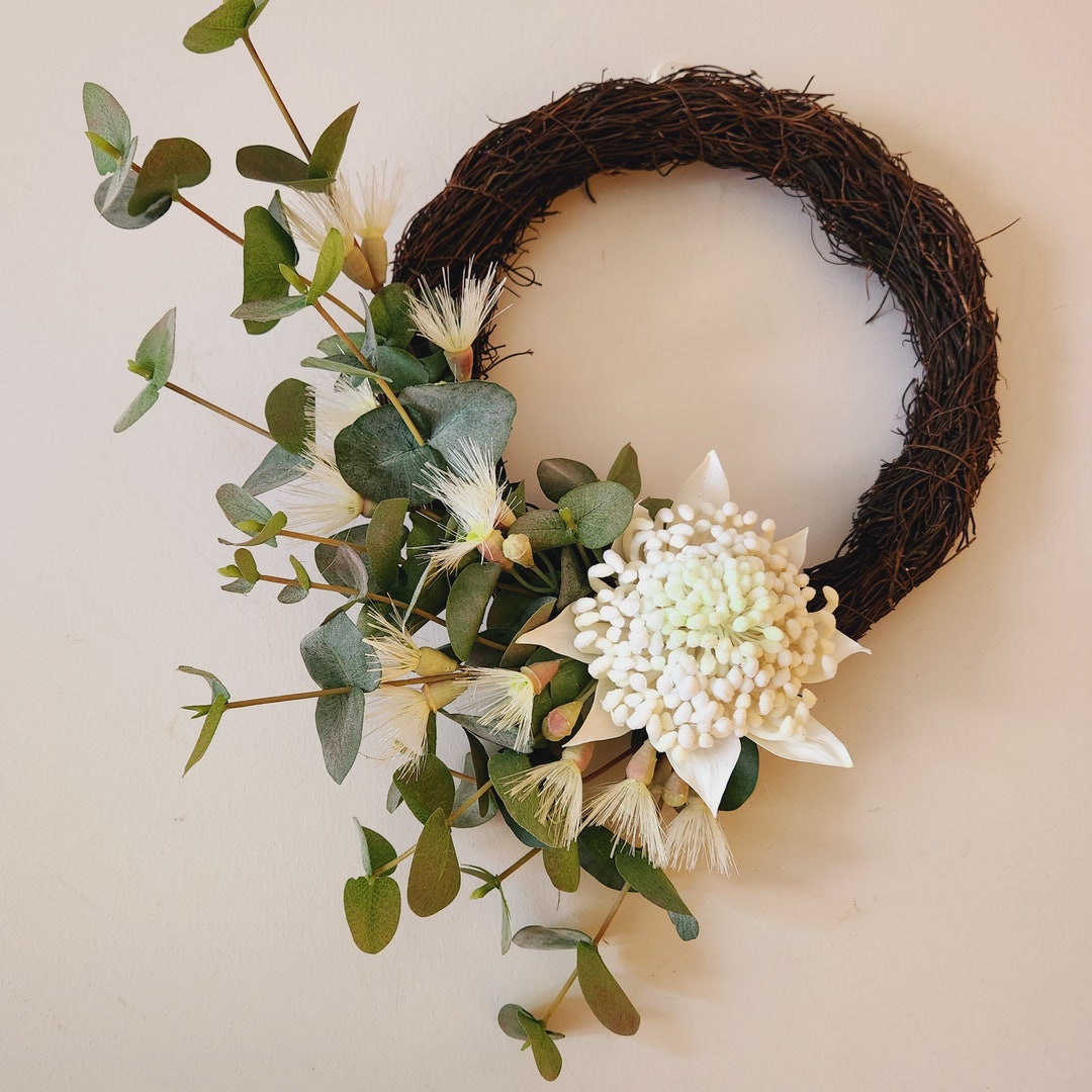 Australian Native White Waratah and Flowering Gum Eucalyptus Wreath ...