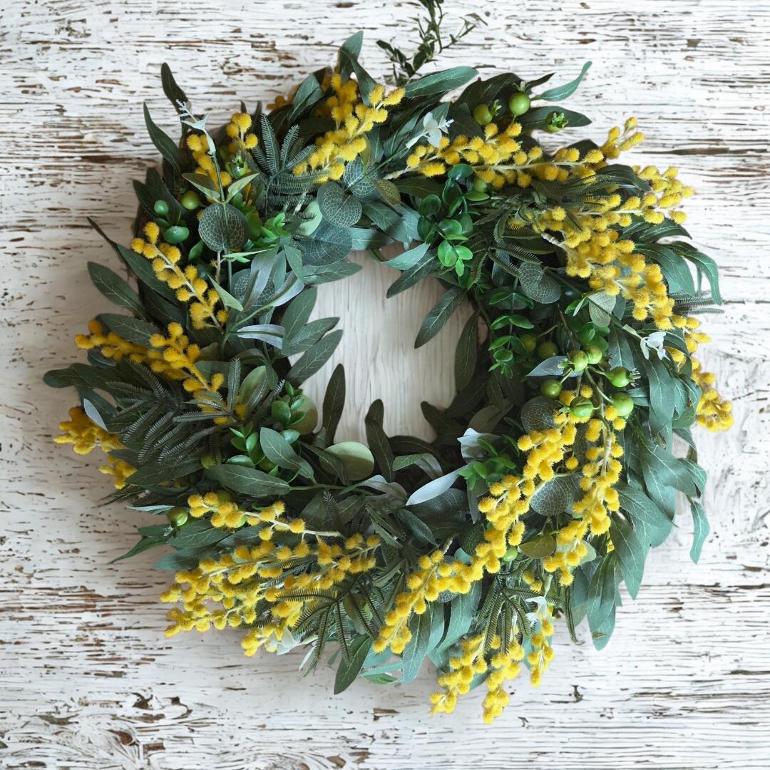 Australian Native Yellow Wattle Australian Christmas Wreath With Bush ...