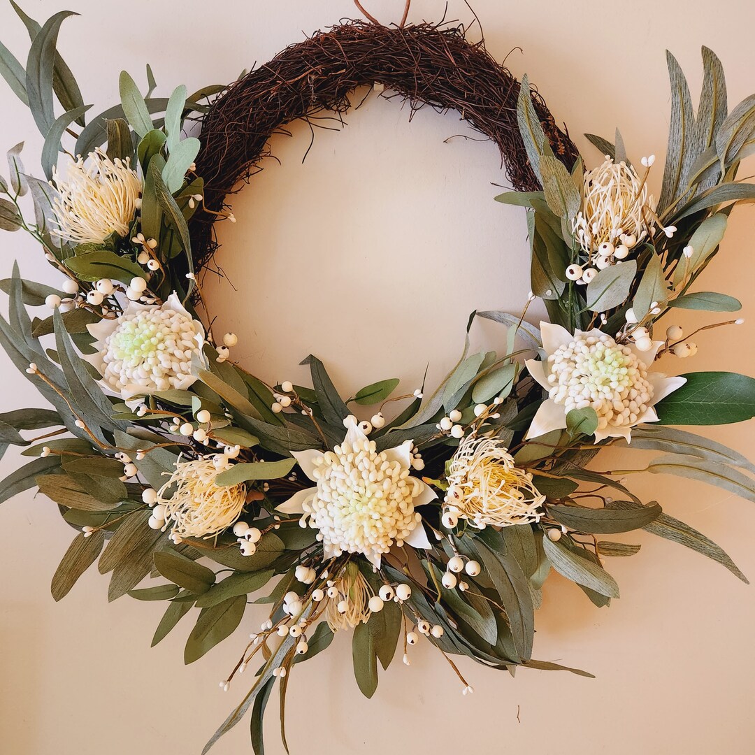 Stunning 60cm Australian Native Wreath With White Waratah's, Pincushion ...