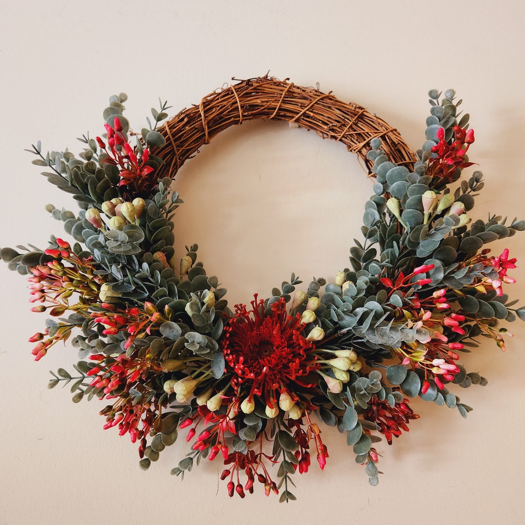 Red Australian Native Wreath With Pincushion Proteas Berries - Etsy