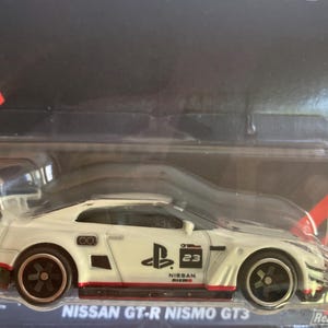 Hot Wheels Premium Nissan GT-R Nismo GT3 Gran Turismo Diecast Metal 1/ ...