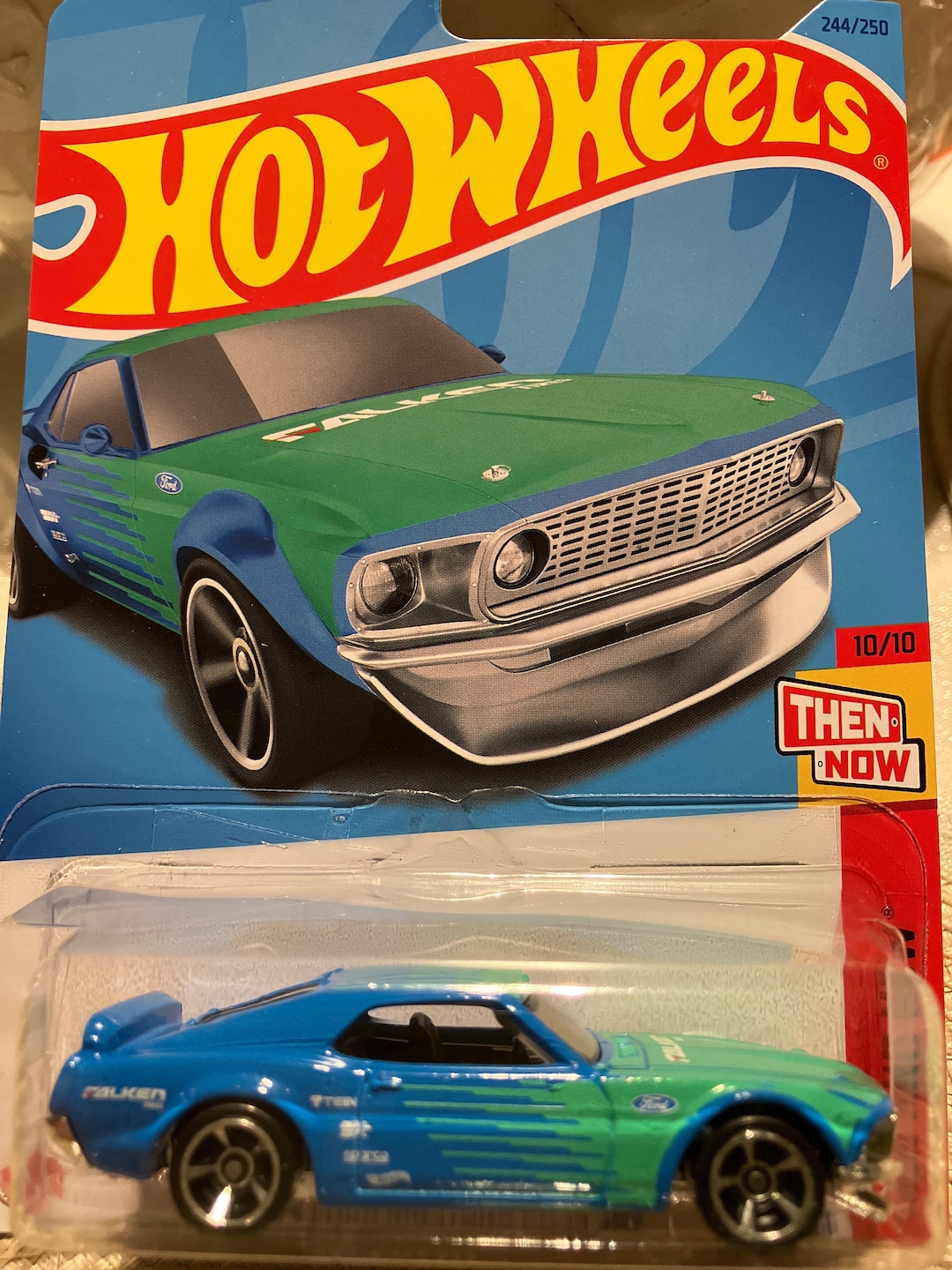 Hot Wheels 1969 Ford Mustang Boss 302-1/64 Diecast Car - Etsy