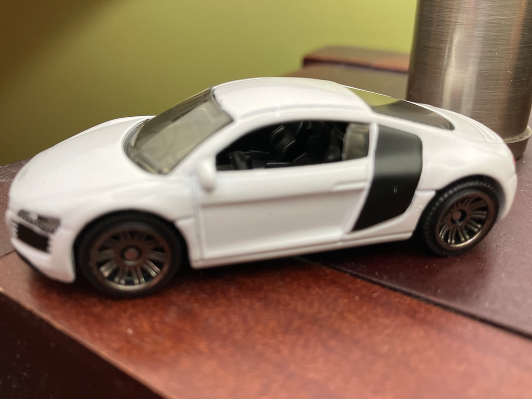 Matchbox 2007 Audi R8-1/64 Diecast Car - Etsy