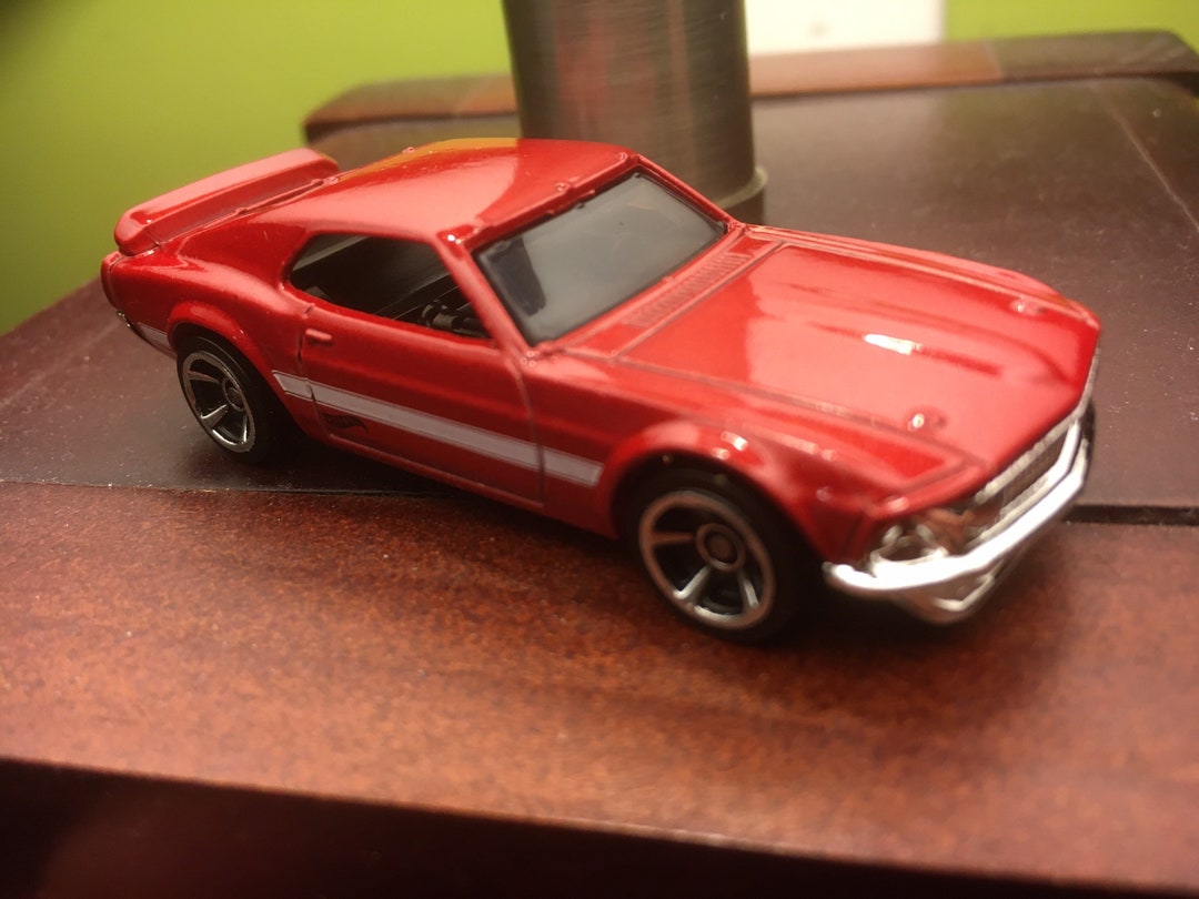 Hot Wheels 1969 Ford Mustang Boss 302-diecast Car 1/64 Scale - Etsy