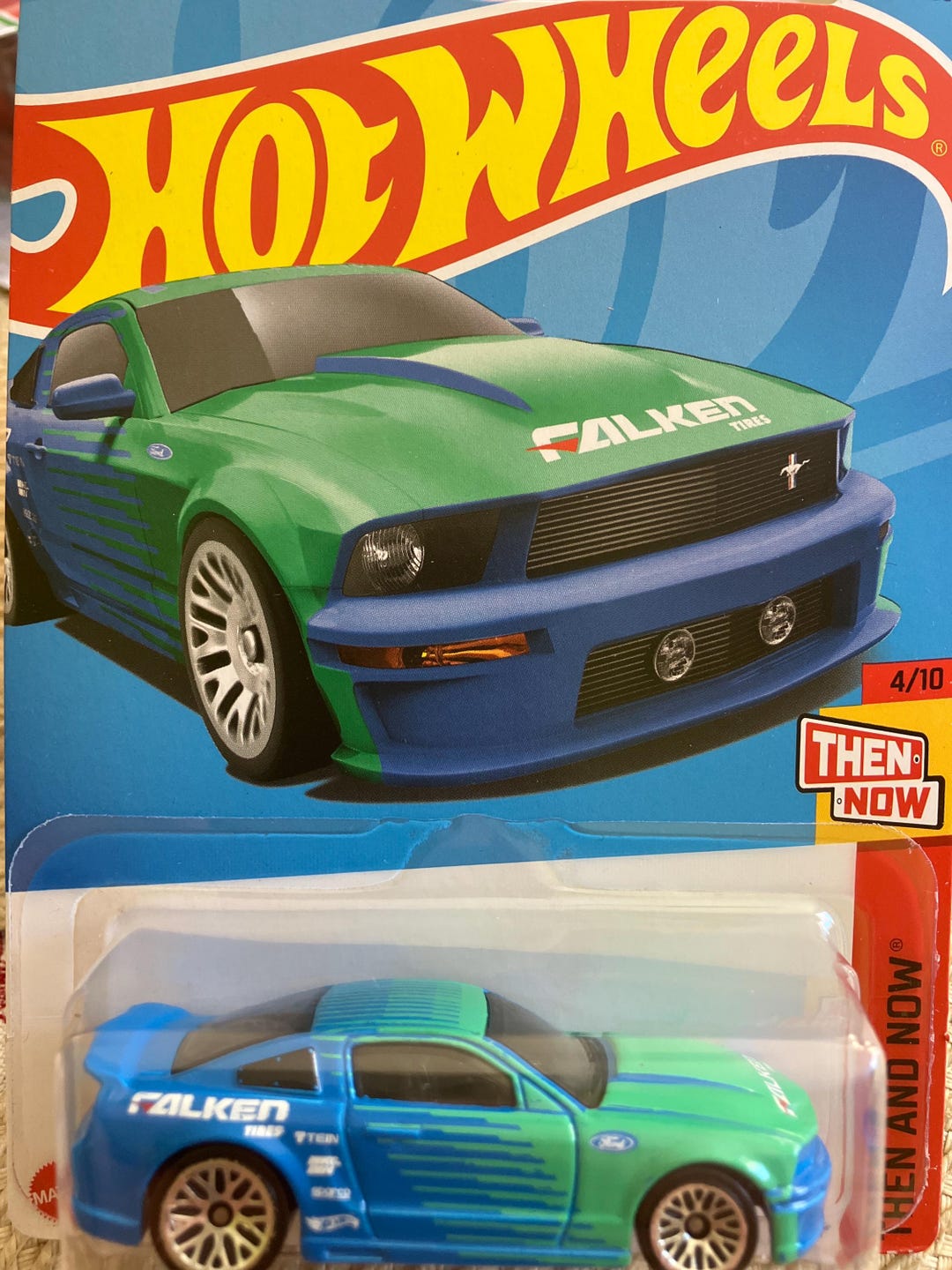 Hot Wheels 2007 Ford Mustang