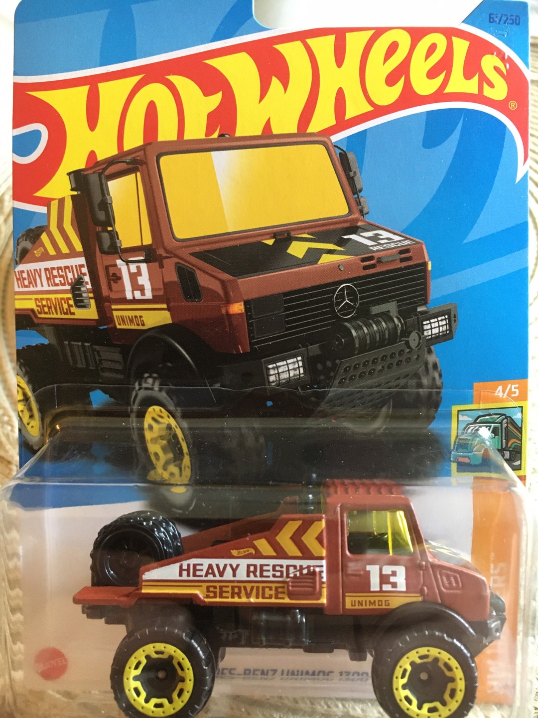 Hot Wheels Mercedes Benz Unimog 1300-diecast Truck 1/64 Scale - Etsy