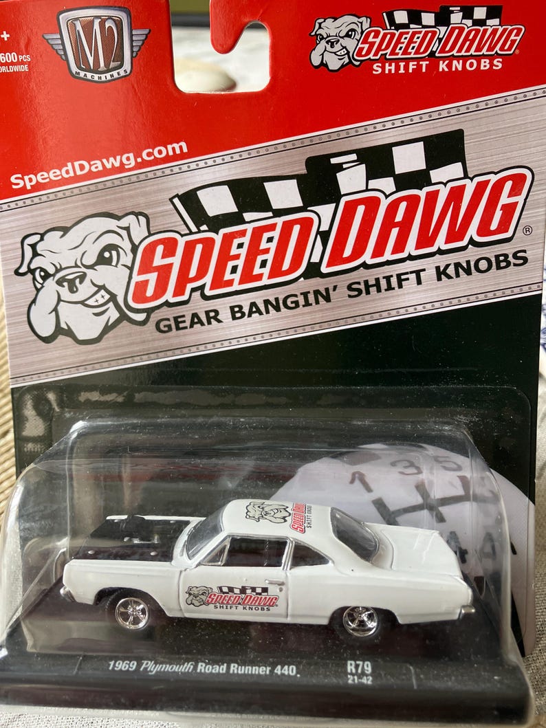 M2 Machines 1969 Plymouth Road Runner 440 Speed Dawg-limited Edition 1/ ...