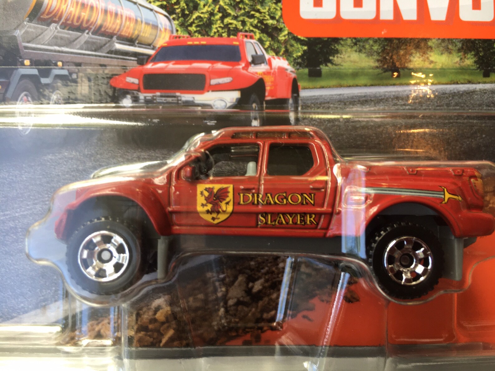 Matchbox Convoys MBX Cabover Tanker and Badlander Dragon Slayer-1/64 ...