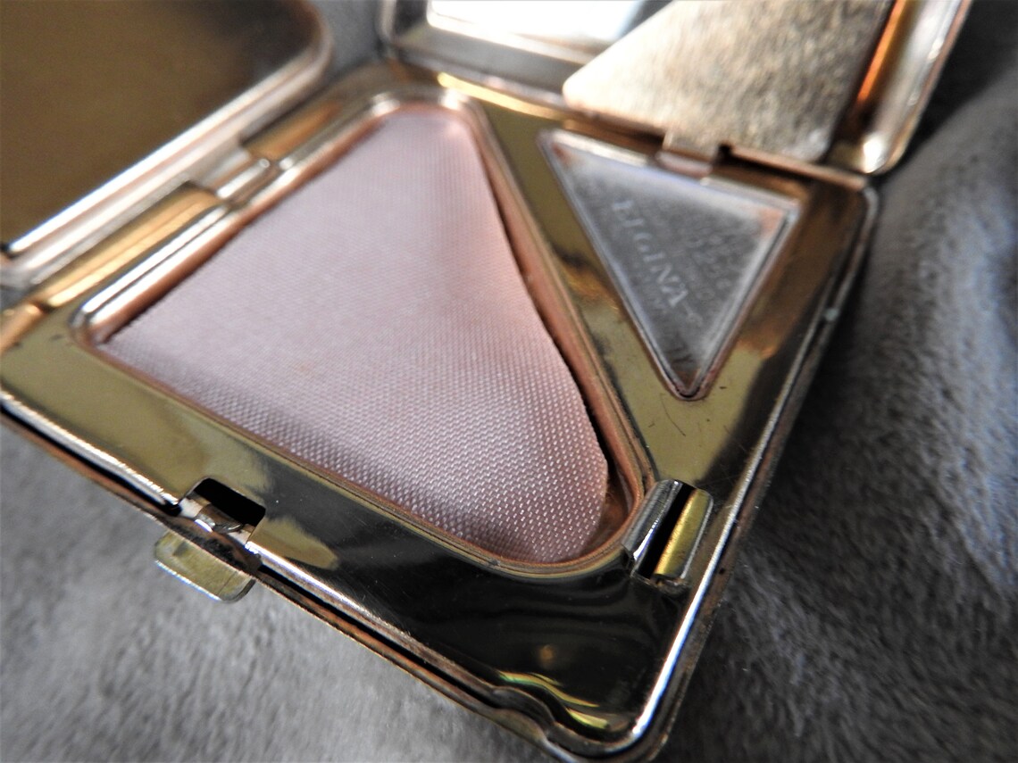 Fabulous Powder Compact 1920's ELGINA Fifth Ave New York - Etsy