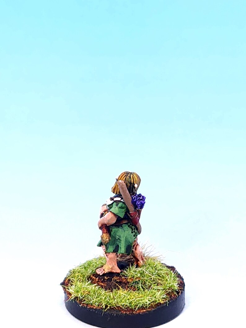 Melantha, Female Halfling Rogue Painted Mini by Reaper Miniatures Rpg ...