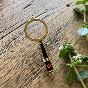 Magnifying Glass Enamel Pin Badge - Etsy UK