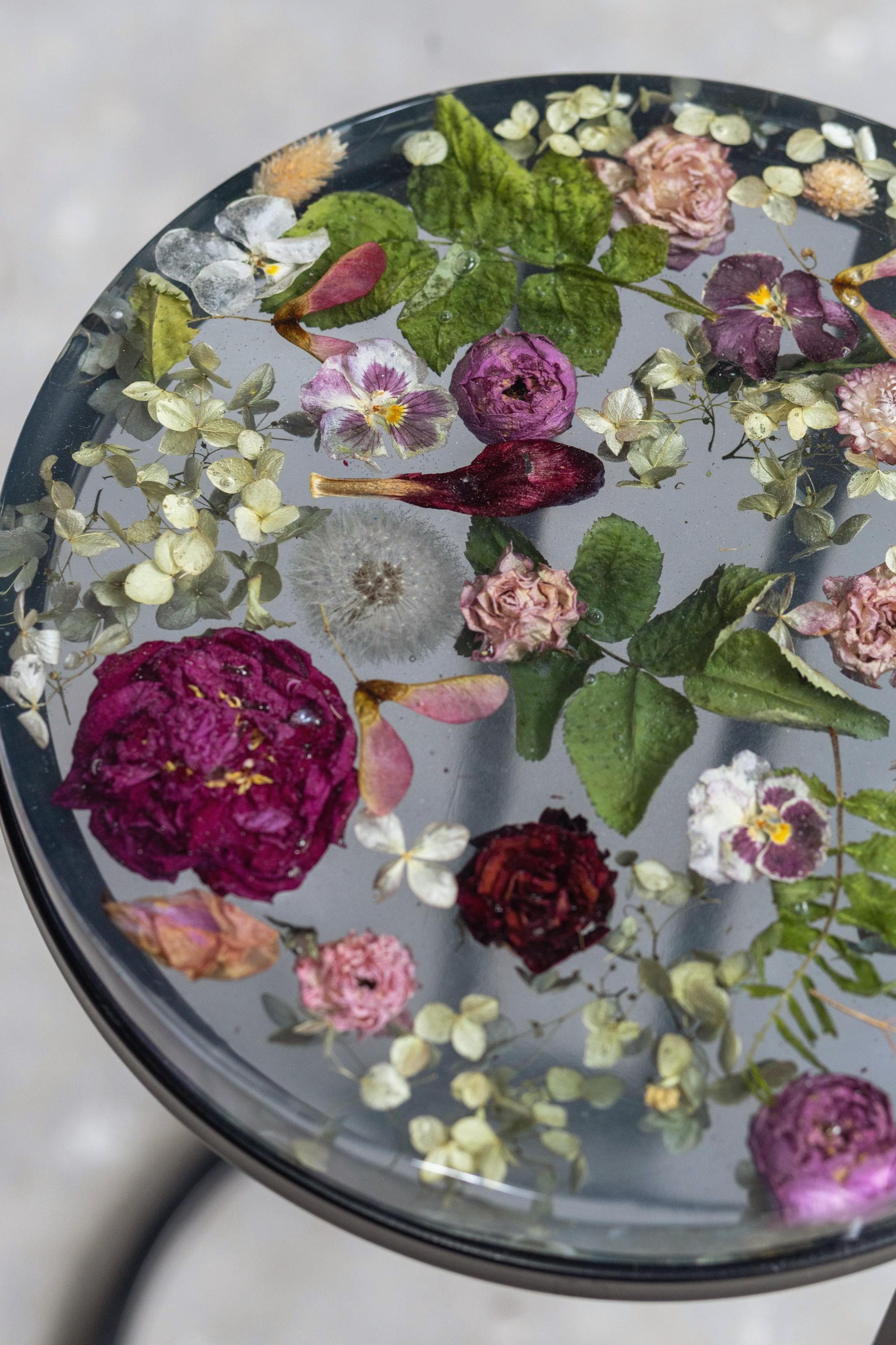 Floral Resin Coffee Table With Real Dried Flowers, 12 Inches, Sleek ...