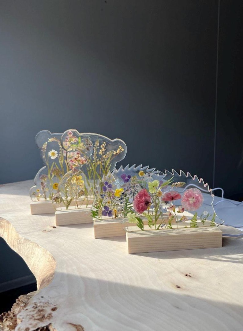 Botanical Art Resin Lamp, Pressed Flowers, Bear or Hedgehog Night Light ...