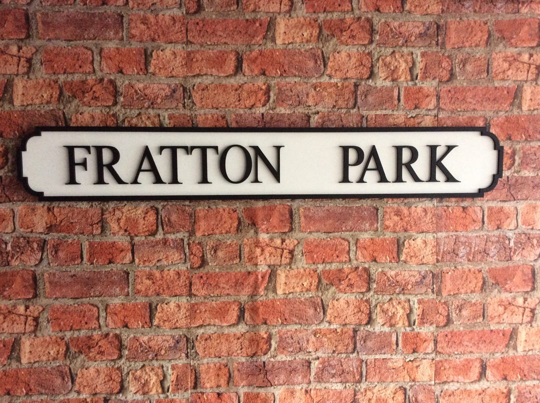 FRATTON PARK Vintage Wooden Street Sign - Etsy