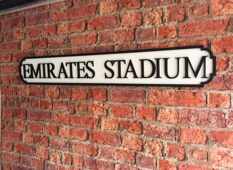 EMIRATES STADIUM vintage wooden street road sign - Etsy.de