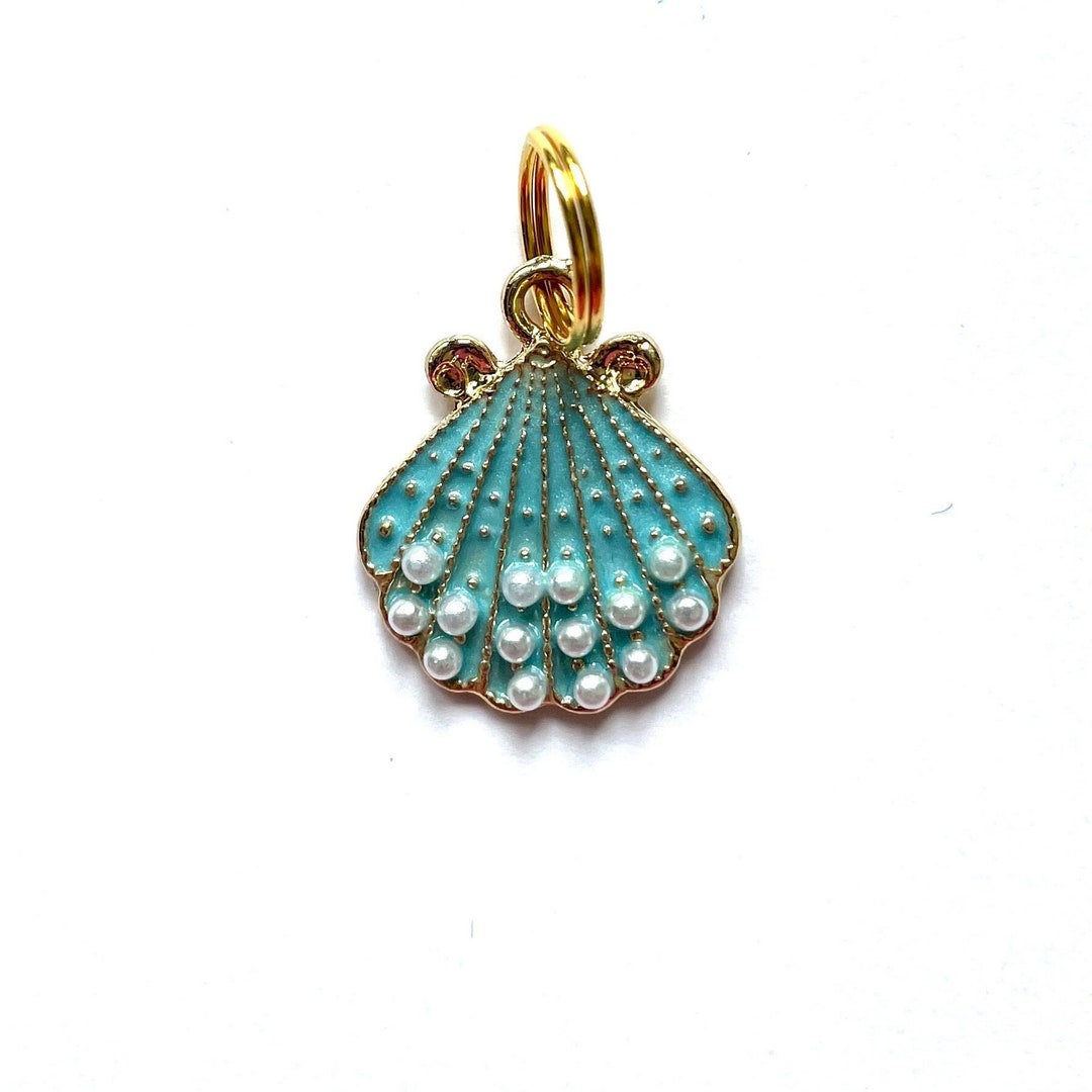 Shell Pearl Clam Charm / Beach Sea Sand Ocean Charms Beachtime Seaside ...