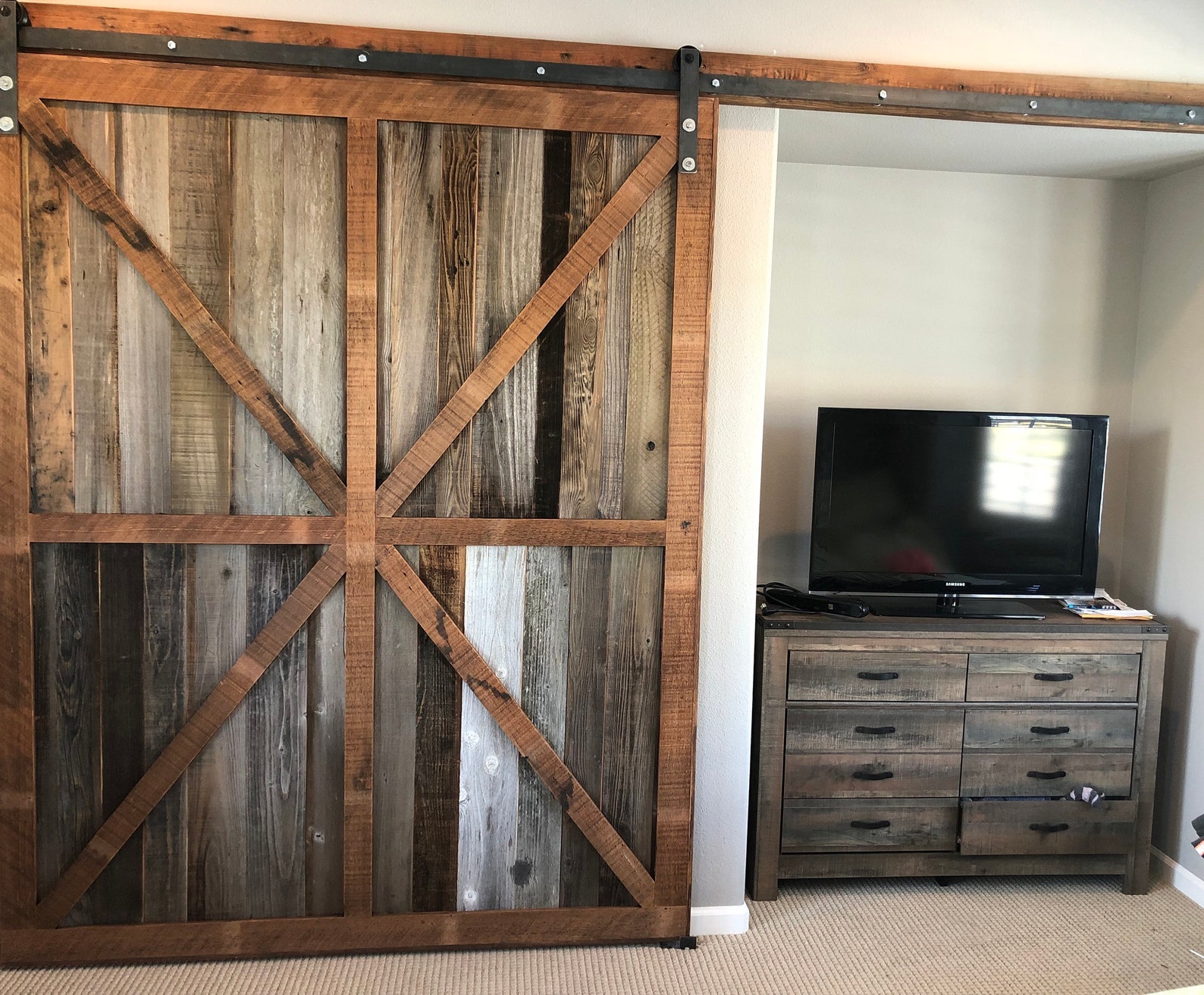Rustic Barn Door - Etsy