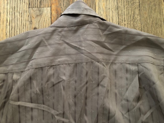 Vintage 1960s Loop Collar Button Front Long Sleeve Sh… - Gem