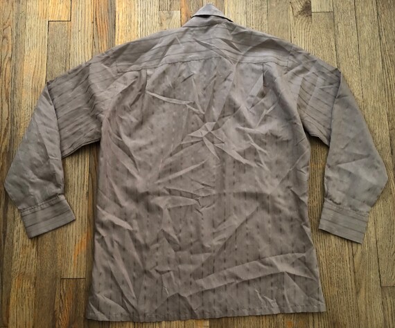 Vintage 1960s Loop Collar Button Front Long Sleeve Sh… - Gem