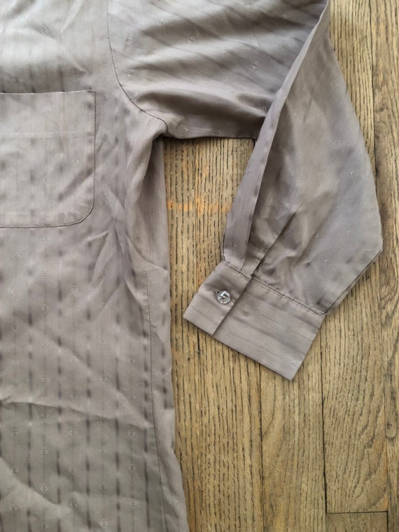 Vintage 1960s Loop Collar Button Front Long Sleeve Sh… - Gem